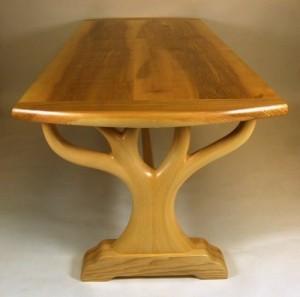 Isn't This Table A Beauty - Gotta Go Do It Yourself